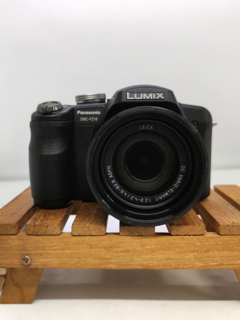 Panasonic Lumix DMC-FZ18., Photography, Cameras on Carousell