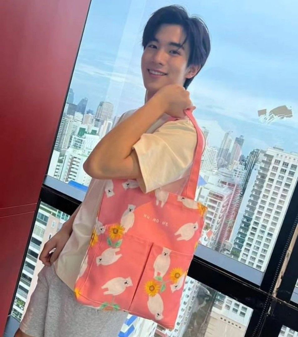 [PREORDER GO] NUMONE You're My Sunshine Tote Bag, Hobbies & Toys ...