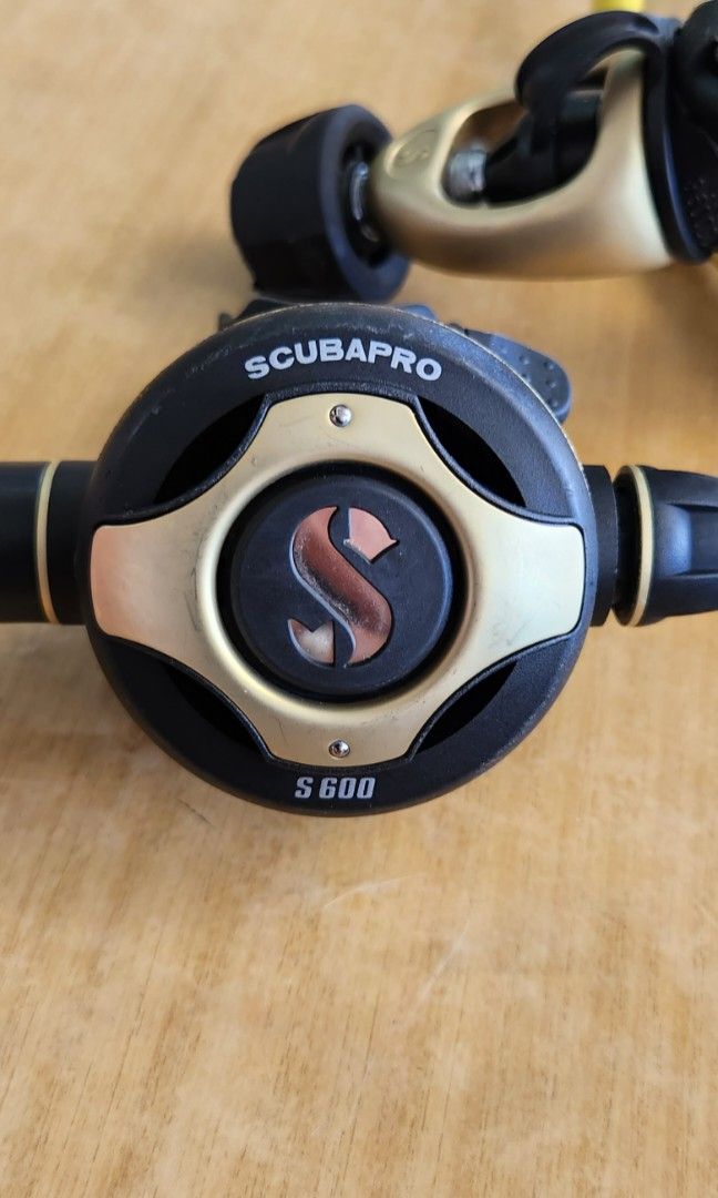 Scubapro MK25/S600 Regulator, 50th Anniversary Limited Edition - Gold ...