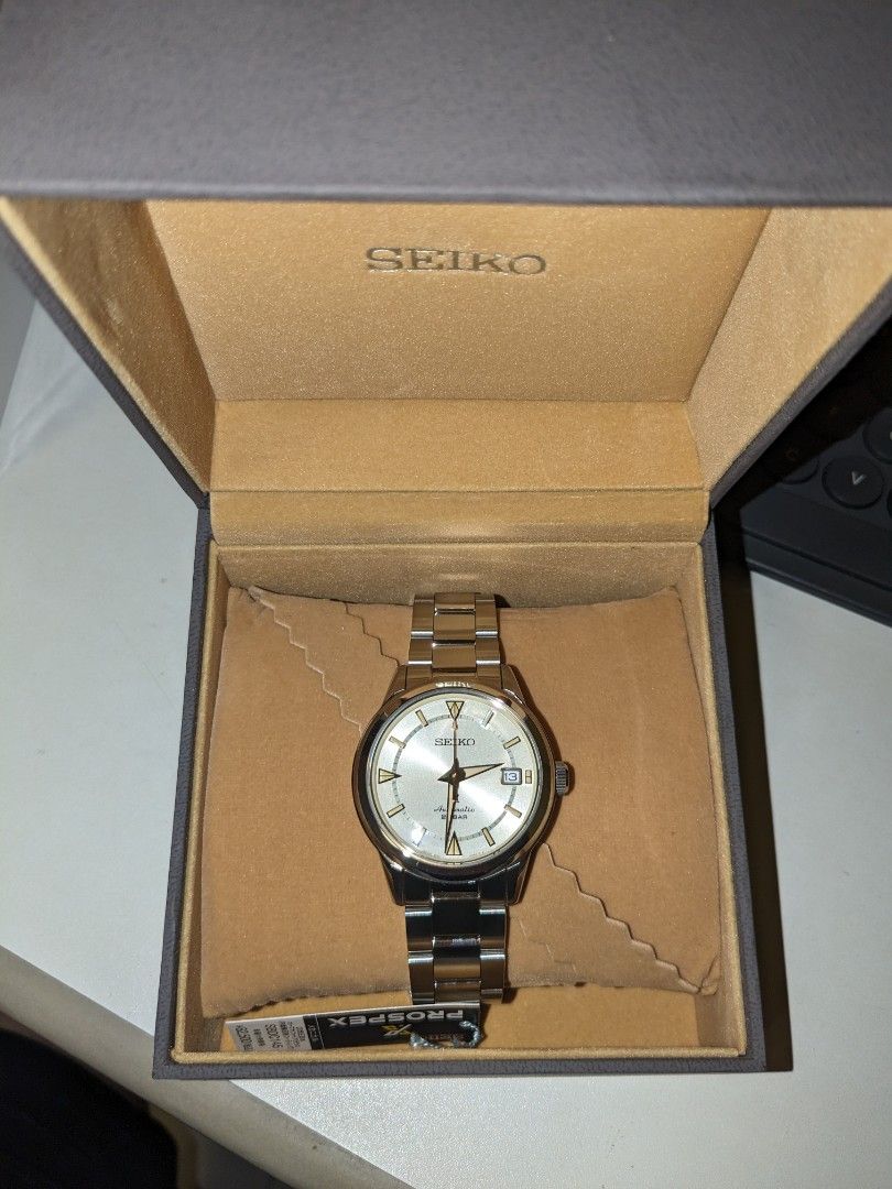 Seiko Laurel Alpinist (SPB241), Men's Fashion, Watches & Accessories ...