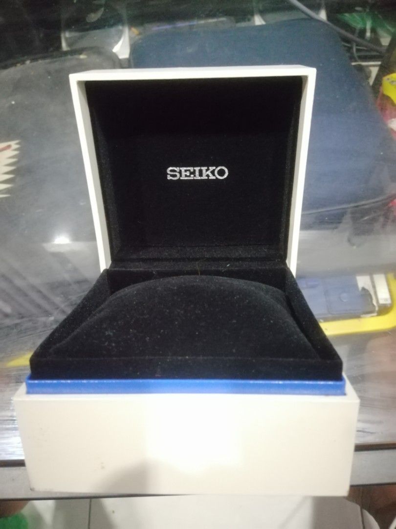 SEIKO watch box, Men's Fashion, Watches & Accessories, Accessory holder ...
