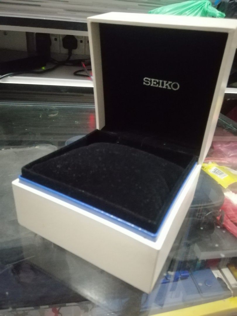 SEIKO watch box, Men's Fashion, Watches & Accessories, Accessory holder ...