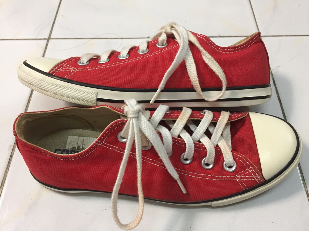 Sepatu converse all star low merah red, Fesyen Pria, Sepatu , Sneakers ...