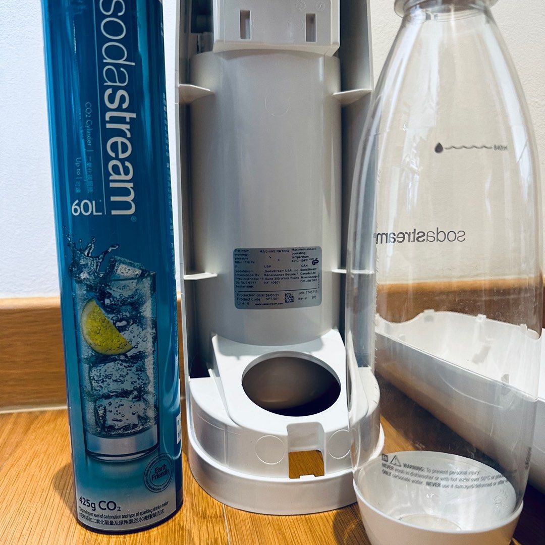 Soda Stream Sparking Water Bundle Bottle Sodastream Dispenser , TV ...