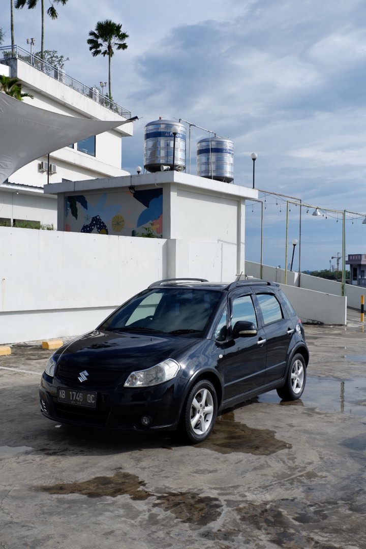 Suzuki SX4 X-Over, Mobil & Motor, Mobil untuk Dijual di Carousell