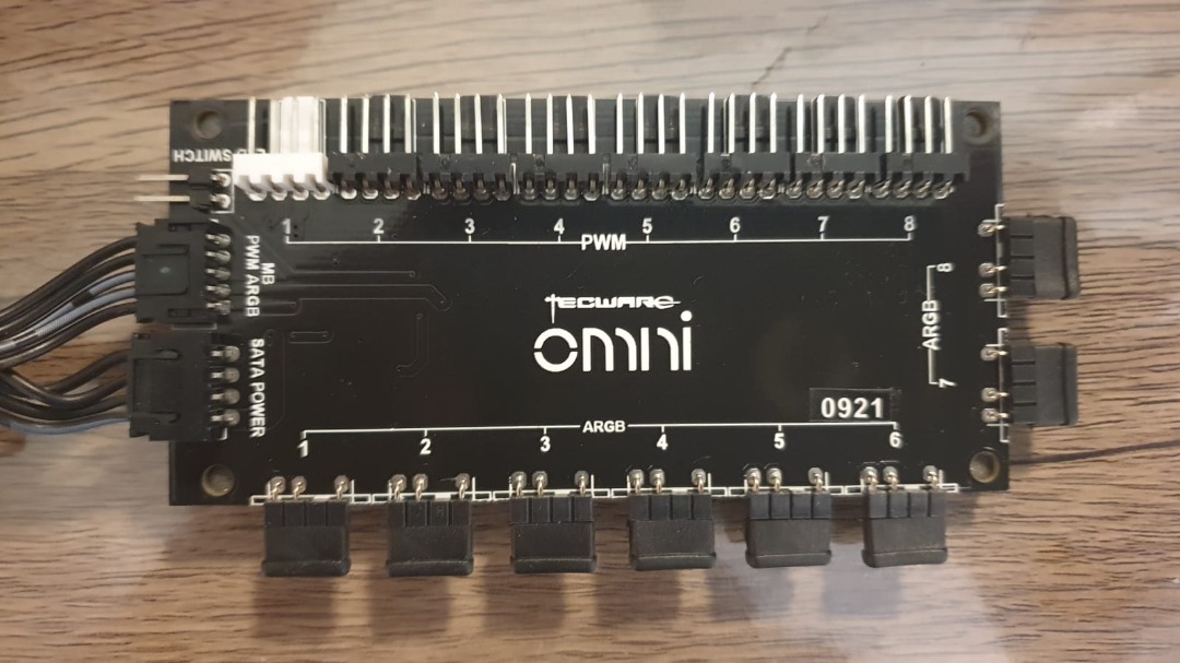 Tecware Omni Hub 8 ARGB Ports & 8 PWM FAN Ports, SATA Powered ...