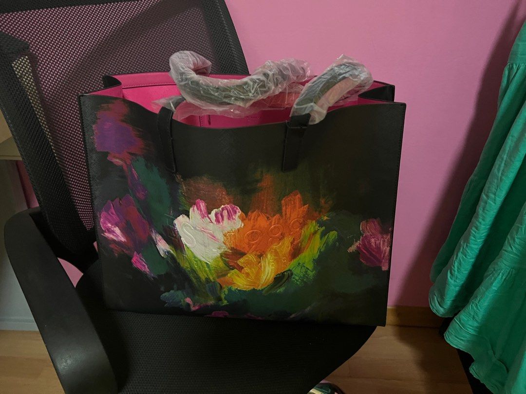 Ted Baker Paricon Art Print Wide Icon Bag, Women's Fashion, Bags ...