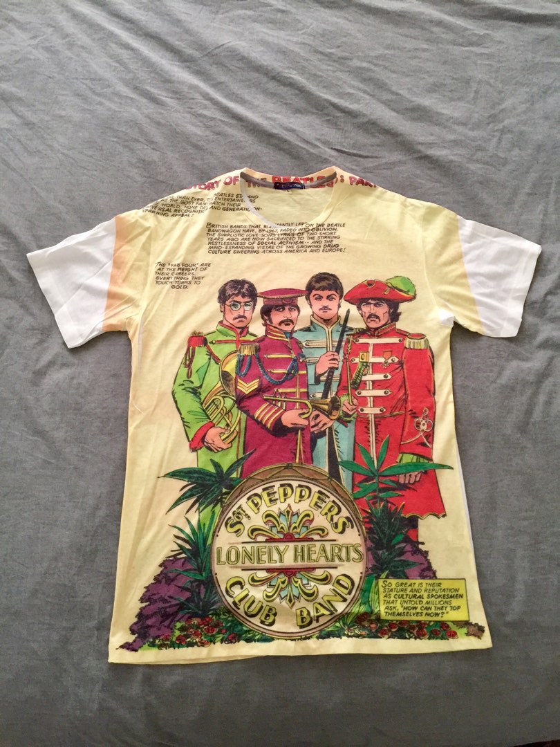The Beatles-Sgt Peppers Lonely Hearts Club Band Tshirt, Men's Fashion ...