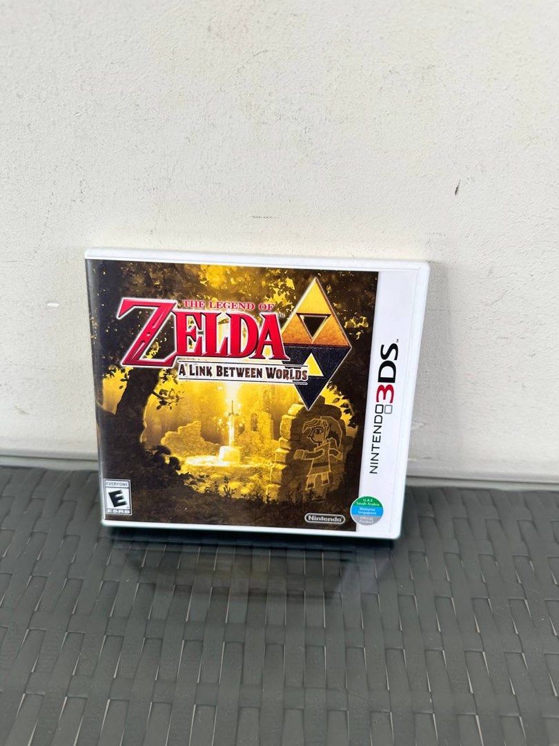 The Legend of Zelda A Link Between Worlds Nintendo 3DS game, Video ...