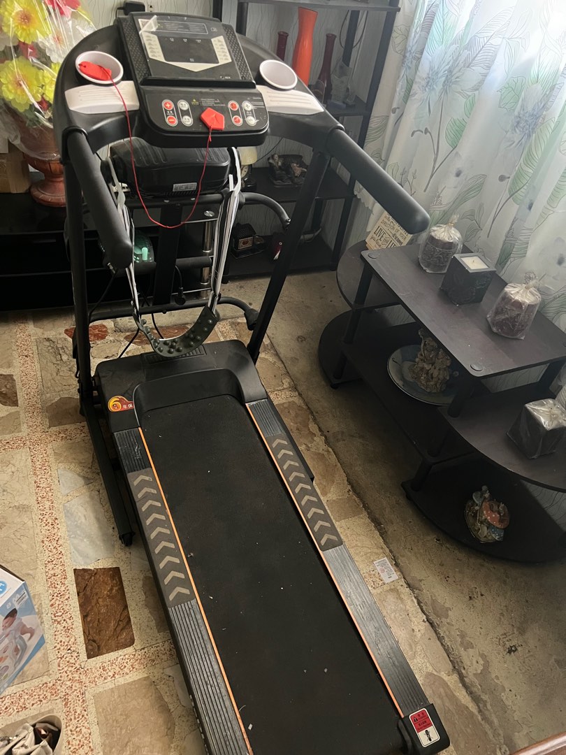 Threadmill, Sports Equipment, Exercise & Fitness, Cardio & Fitness ...