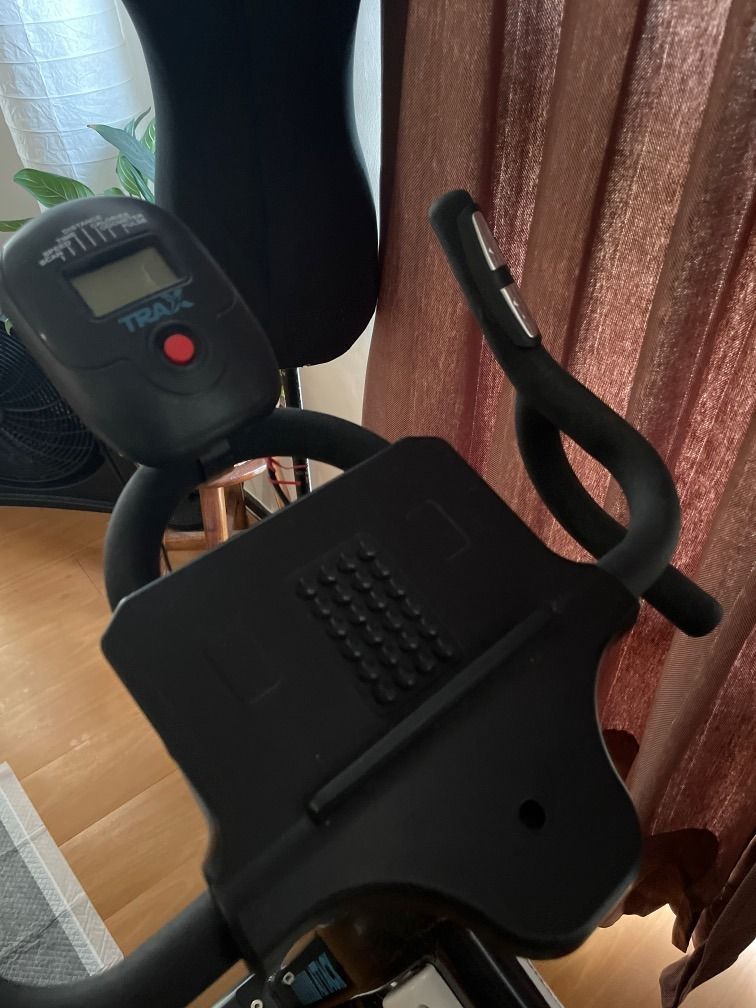 Trax Attack spinning bike Preloved 2nd Hand, Sports Equipment, Exercise ...