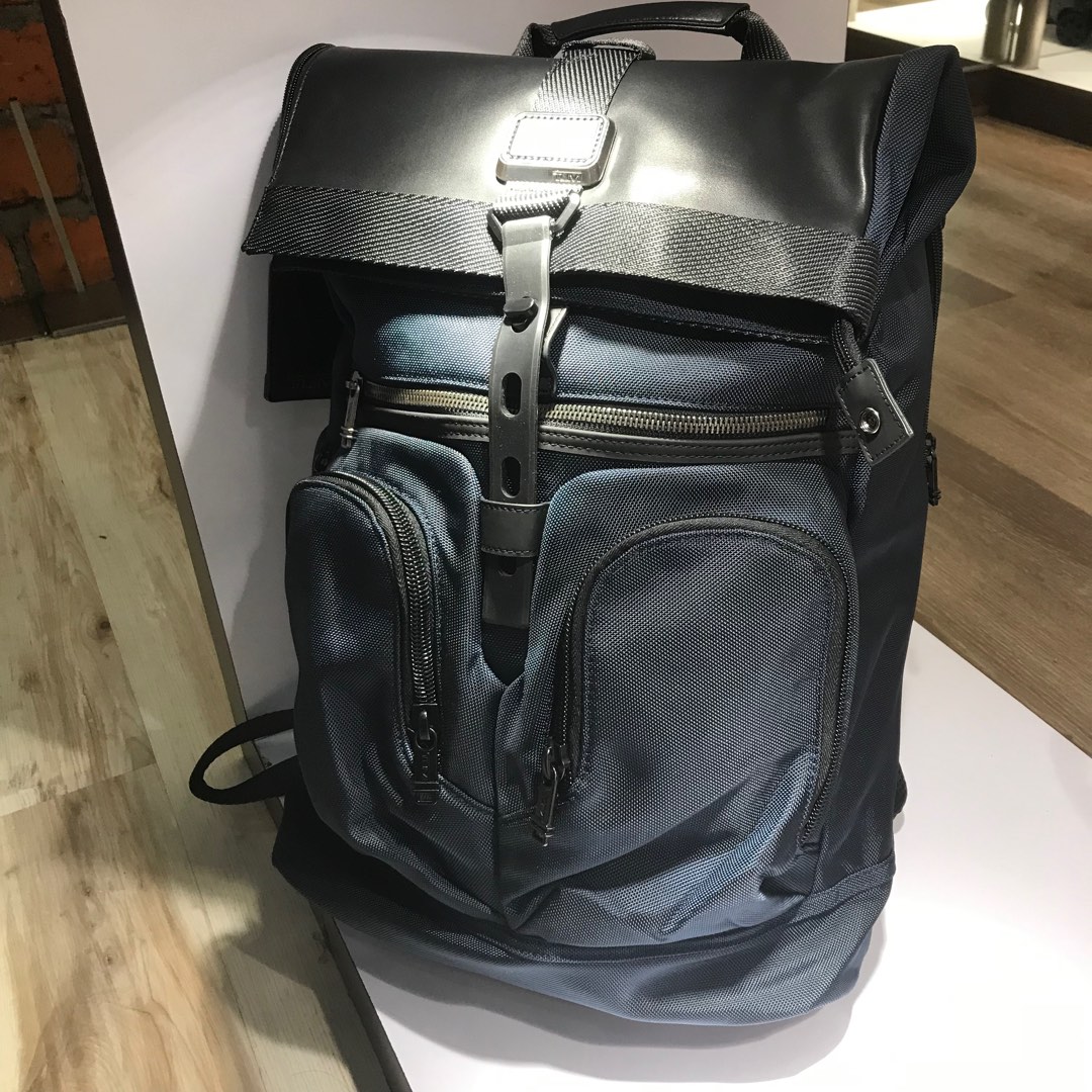 Tumi backpack, Fesyen Pria, Tas & Dompet , Ransel di Carousell