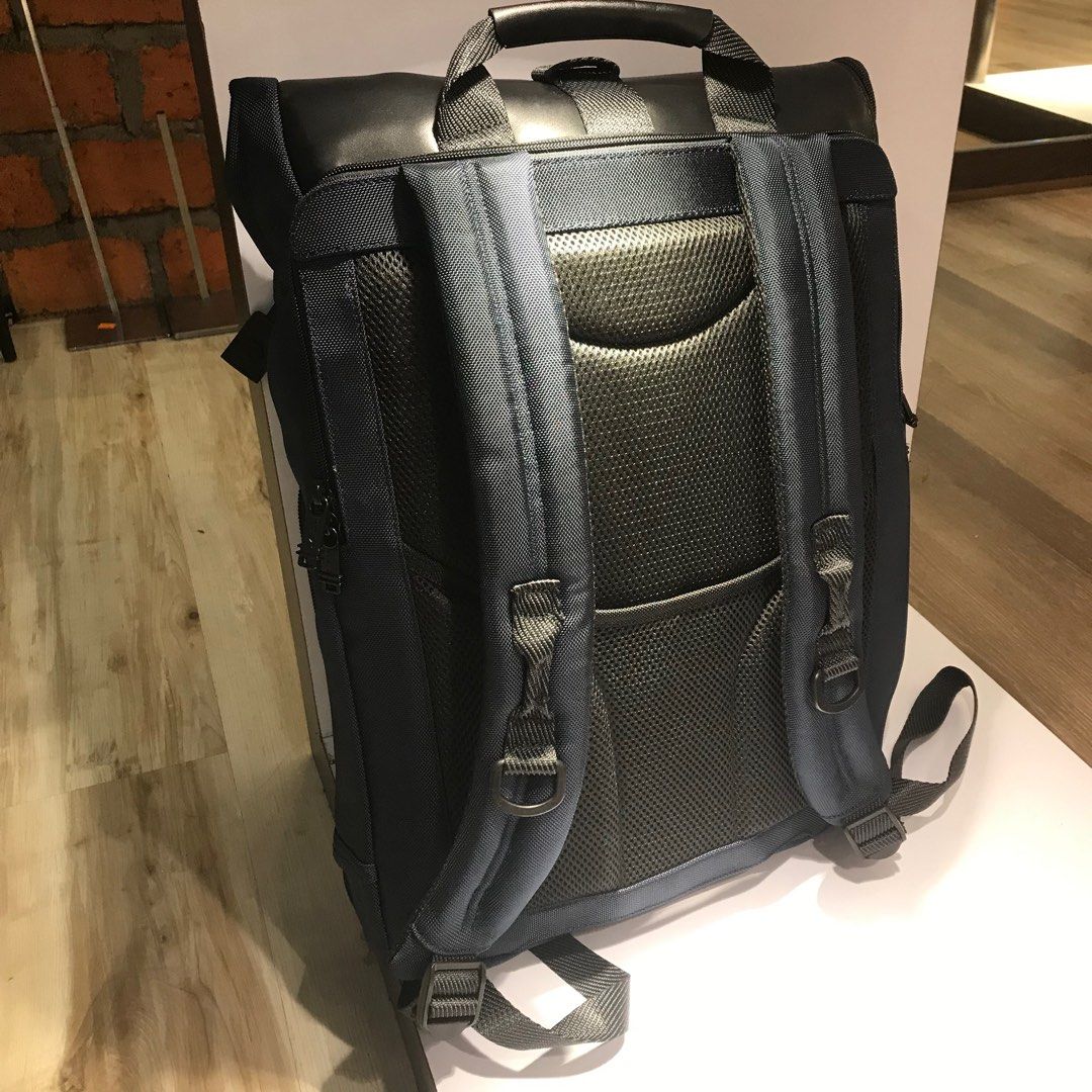 Tumi backpack, Fesyen Pria, Tas & Dompet , Ransel di Carousell