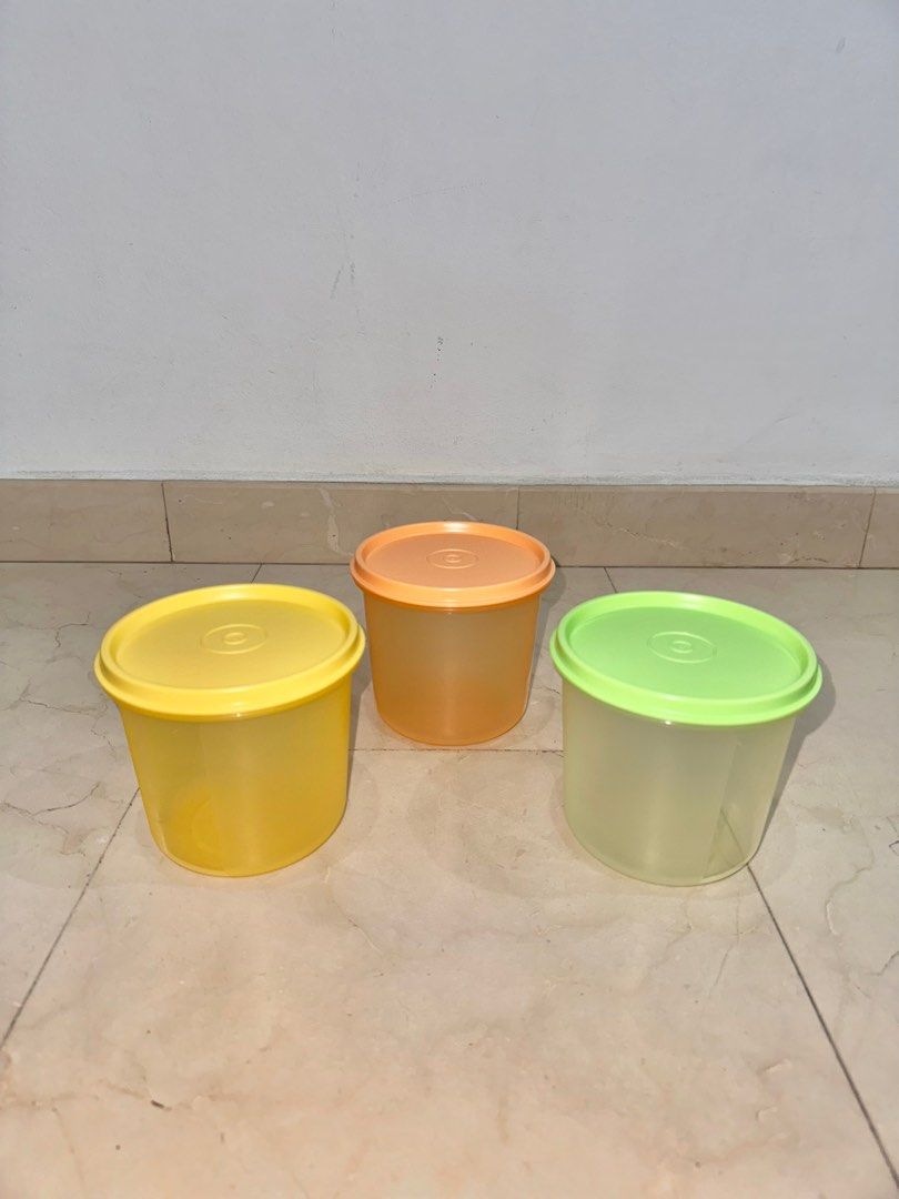 Tupperware Round Containers, Furniture & Home Living, Kitchenware ...