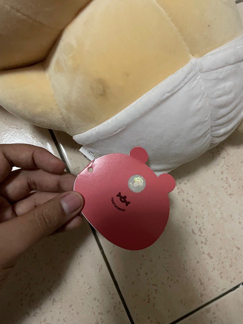 TWOTUCKGOM WONHO BEBEGOM BODY PILLOW PLUSHIE, Hobbies & Toys ...