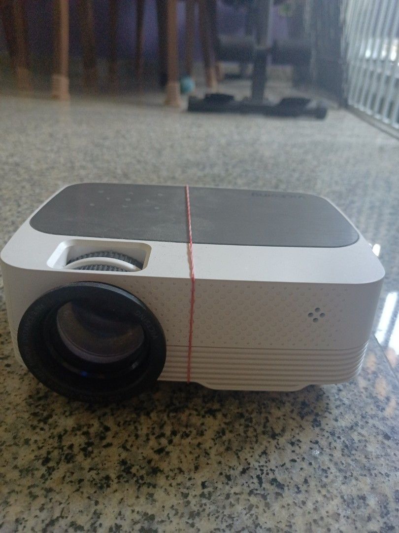 Victsing 1080p projector with screen mirroring, TV & Home Appliances ...