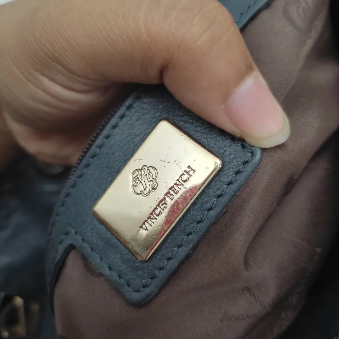 Vincis bench Hijau botol Kulit Asli, Fesyen Wanita, Tas & Dompet di ...