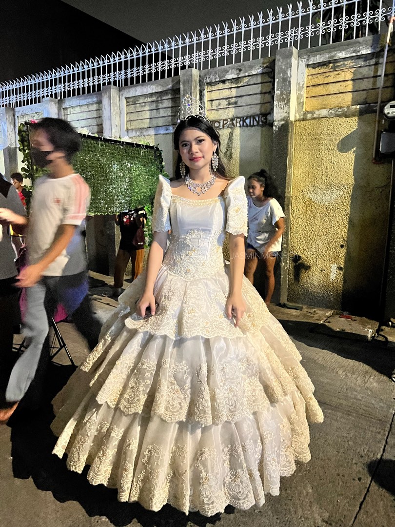 Vintage Maria Clara Gown - For Rent (by Mi Perlita Armoire) on Carousell Vintage Maria Clara Gown - For Rent (by Mi Perlita Armoire) on Carousell