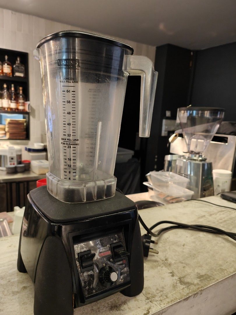 Waring commercial blender 64oz, TV & Home Appliances, Kitchen ...