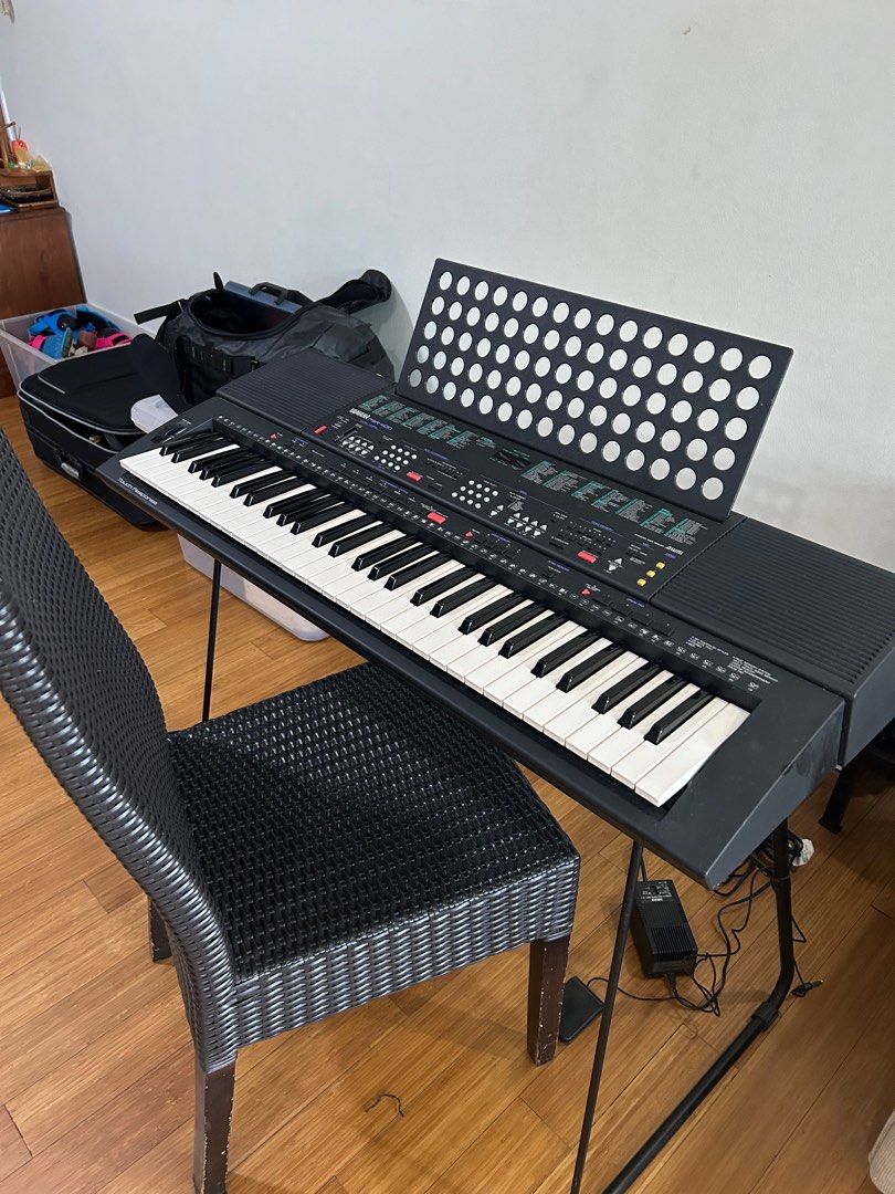 Yamaha PSR 400 Keyboard, Hobbies & Toys, Music & Media, Musical ...