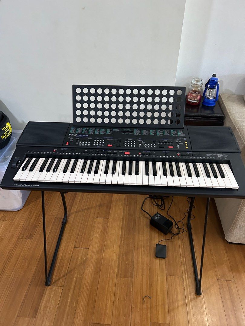 Yamaha PSR 400 Keyboard, Hobbies & Toys, Music & Media, Musical ...