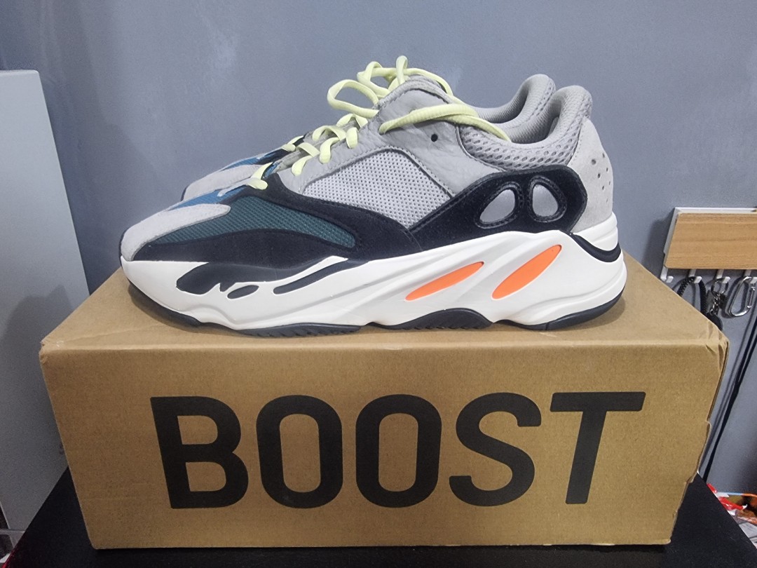 YEEZY 700 WAVERUNNER, Men's Fashion, Footwear, Sneakers on Carousell