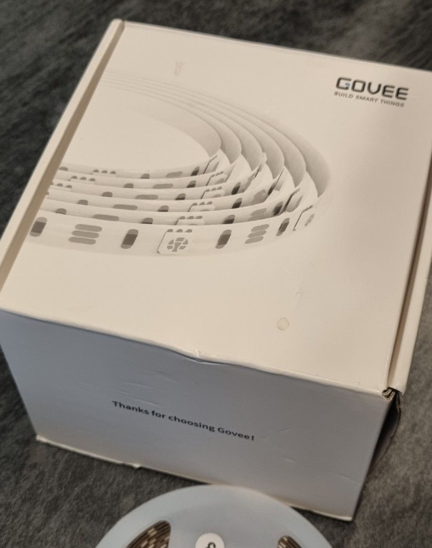 GOVEE - 2x5M LED lighting with power supply and controller, Furniture ...