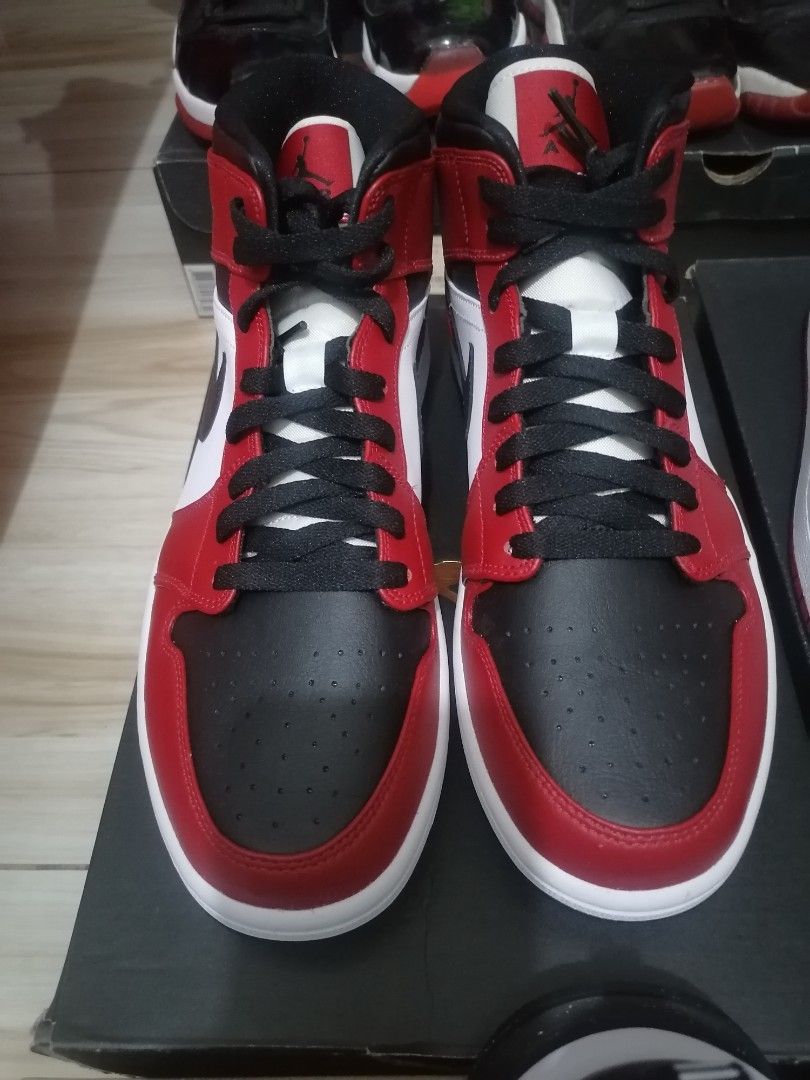 air jordan 1 chicago toe on Carousell