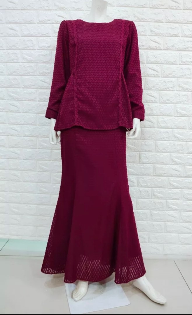 Baju kurung mini peplum, Women's Fashion, Muslimah Fashion, Baju Kurung ...