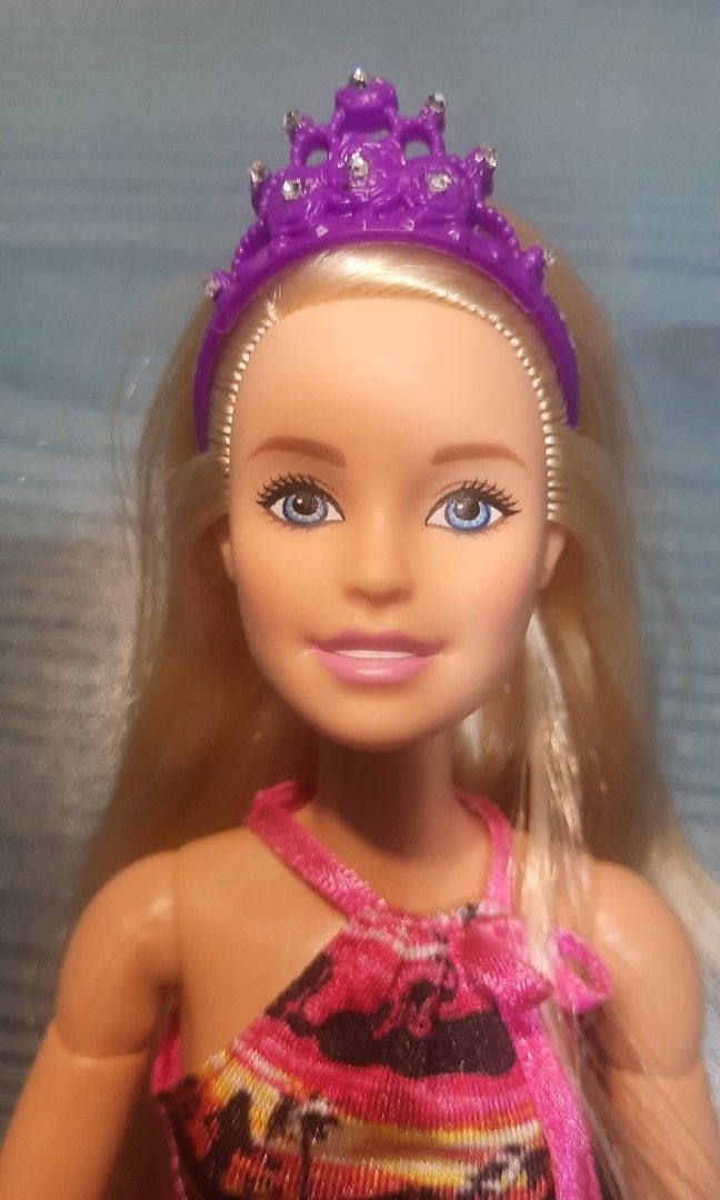 Barbie Princess Crowns, Hobbies & Toys, Toys & Games on Carousell