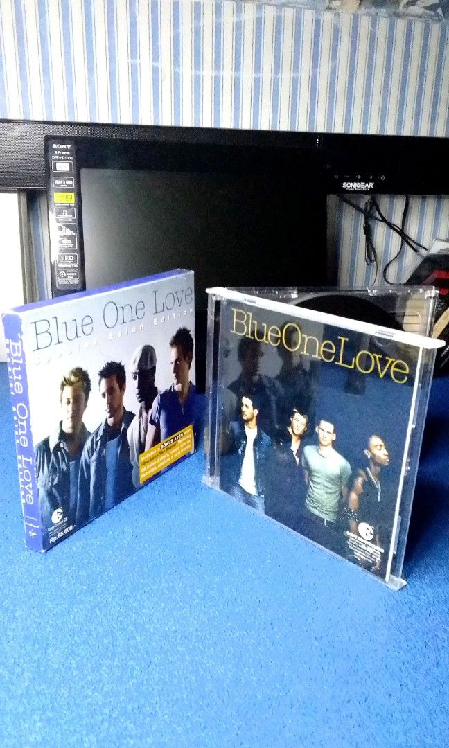 CD Blue One Love, Musik & Media, CD, DVD & Lainnya di Carousell