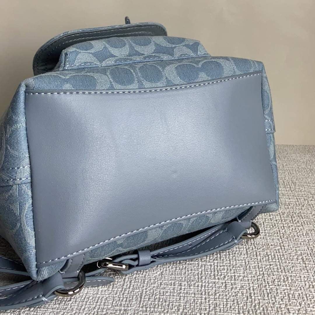 Coach Riya Mini Backpack in Signature Jacquard, Women's Fashion, Bags ...