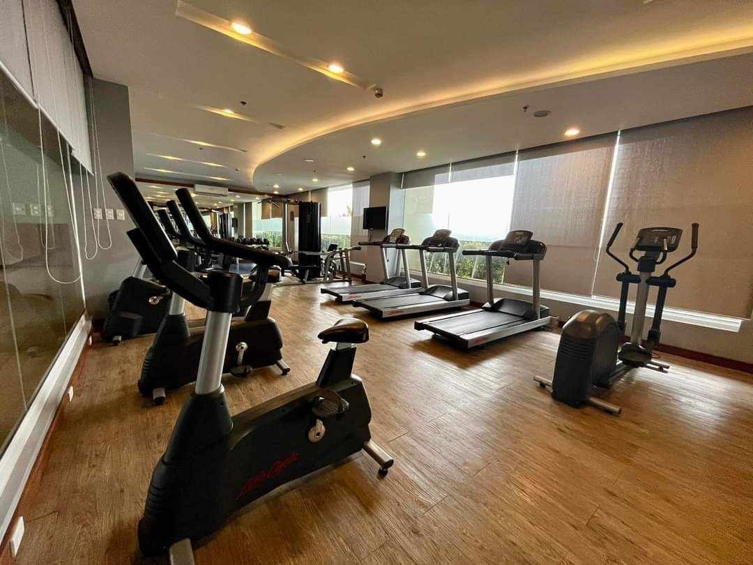 condominium in makati paseo de roces 1bedroom near makati med rcbc gt ...