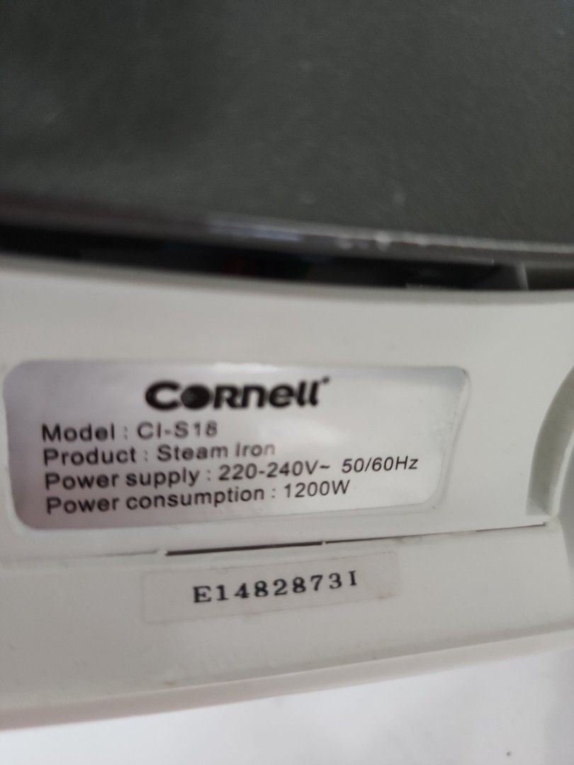 Cornell steam iron, TV & Home Appliances, Irons & Steamers on Carousell