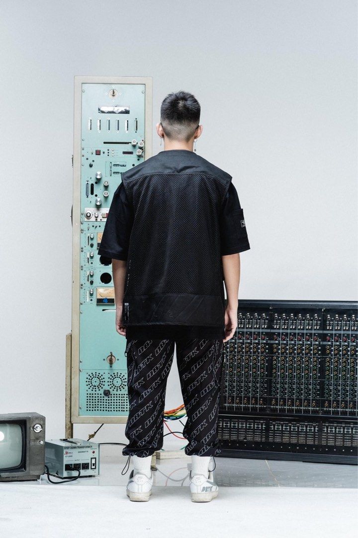 DBTK Cipher Safety Vest Jacket, Men's Fashion, Tops & Sets, Vests on ...