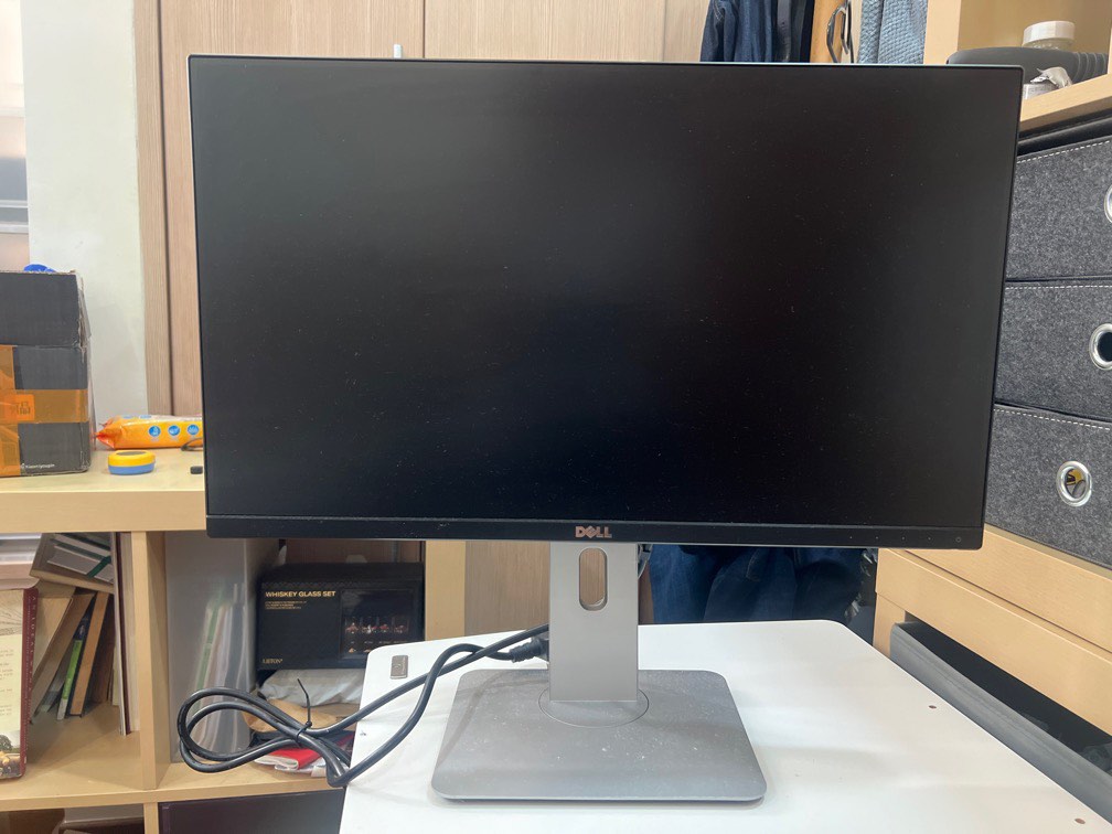 Dell 23 inch Monitor, Computers & Tech, Desktops on Carousell
