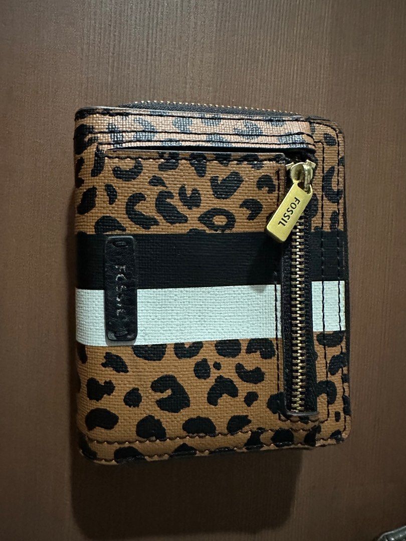 Fossil wallet, Women's Fashion, Bags & Wallets, Purses & Pouches on ...