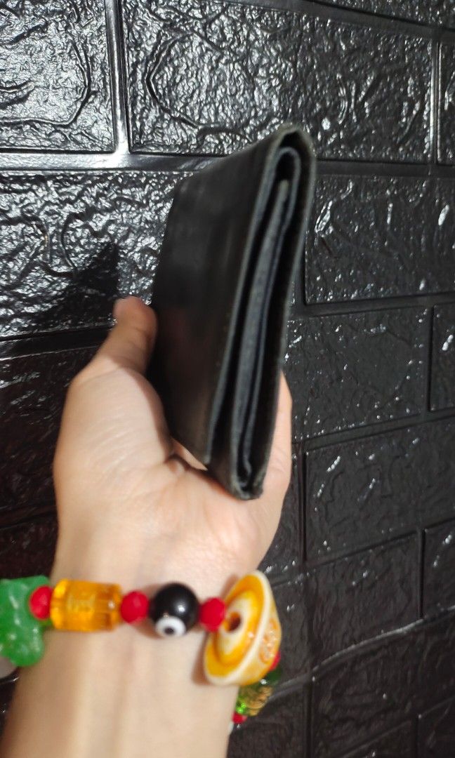 Giorgio Fedon 1919 Trifold Wallet Vintage on Carousell