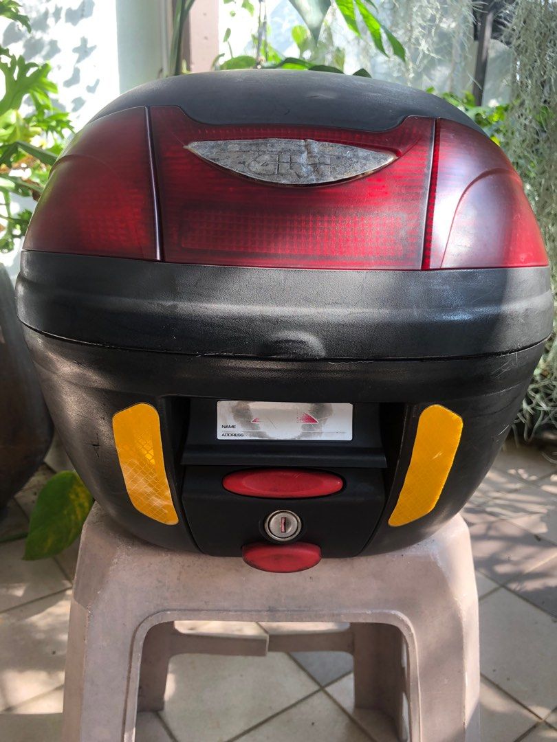 Givi box, Motorbikes on Carousell