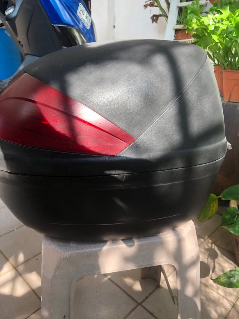 Givi box, Motorbikes on Carousell