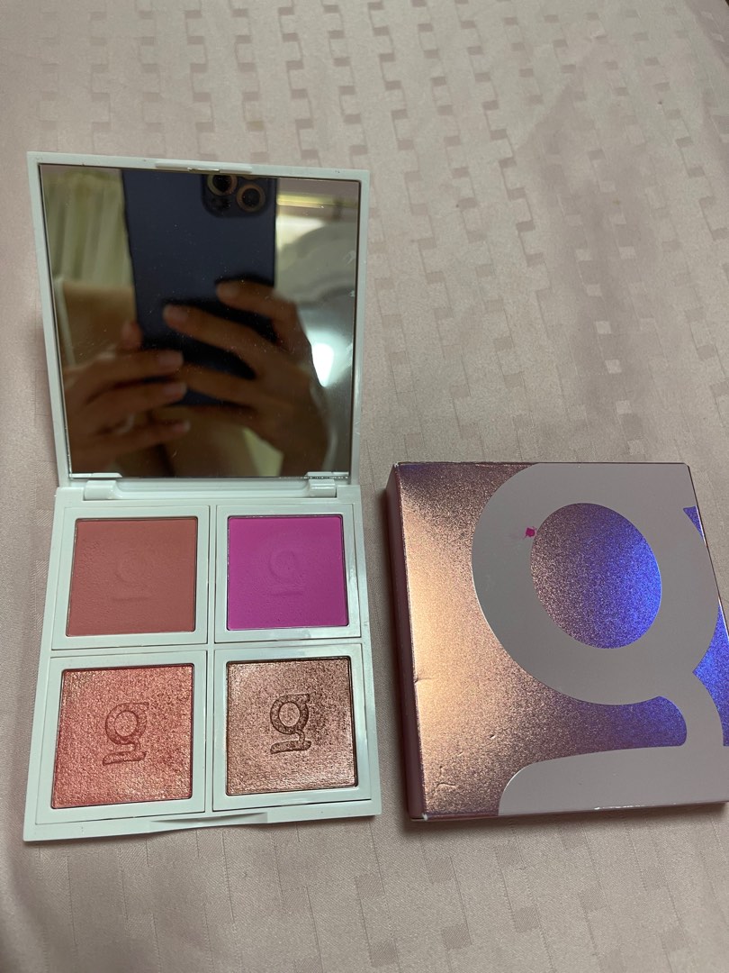GRWM quad blush palette, Beauty & Personal Care, Face, Makeup on Carousell