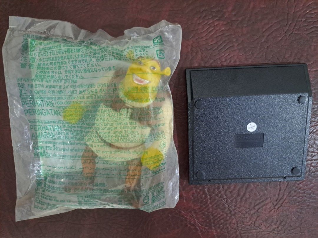 Happy Meal Shrek Rare Segel, Toys & Collectibles, Mainan di Carousell