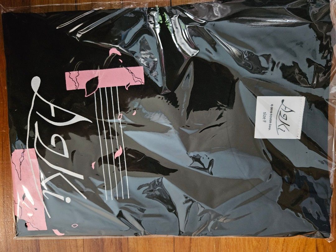 [New/Sealed] Hololive Azki 4th Anni Shirt, Hobbies & Toys, Memorabilia ...