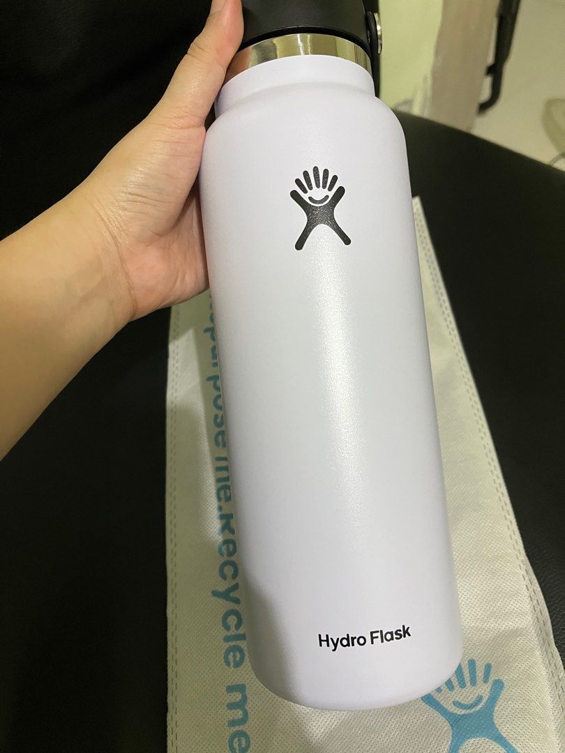 HydroFlask 40 oz White, Furniture & Home Living, Kitchenware ...