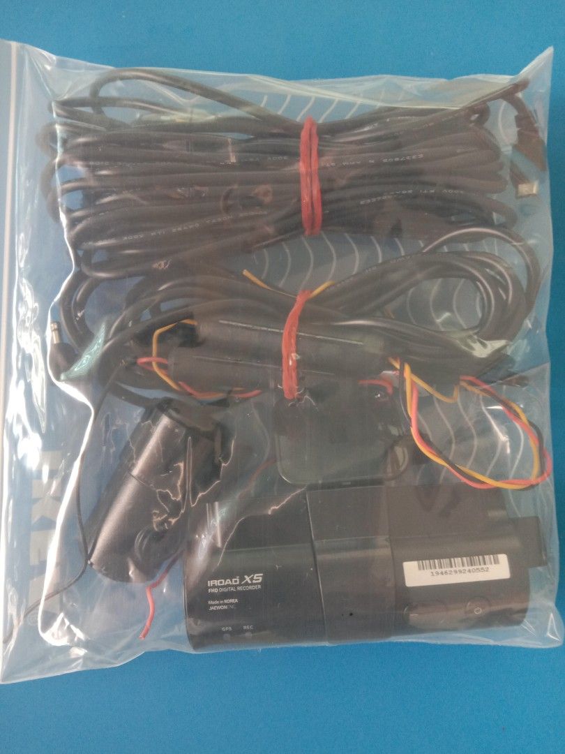 Iroad X5 Front and Rear Dashcam full set with cables, Car Accessories ...