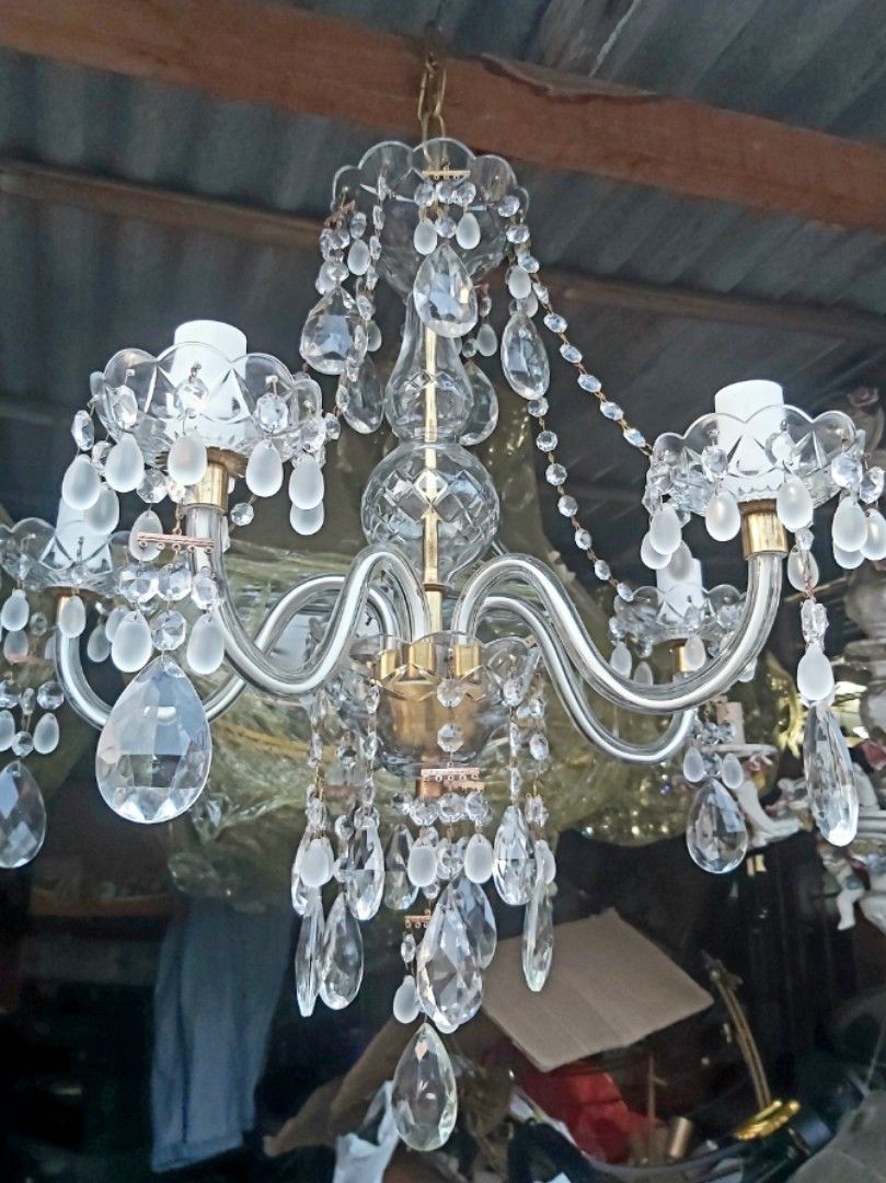 Lampu Kristal Italy, Perabotan Rumah di Carousell