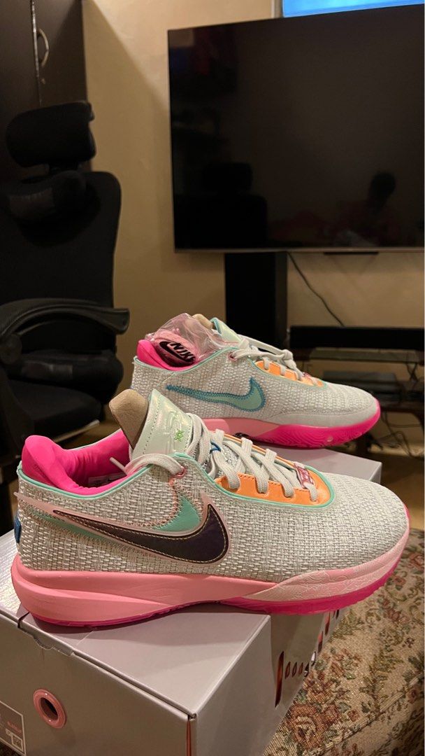 Lebron 20 Time Machine on Carousell