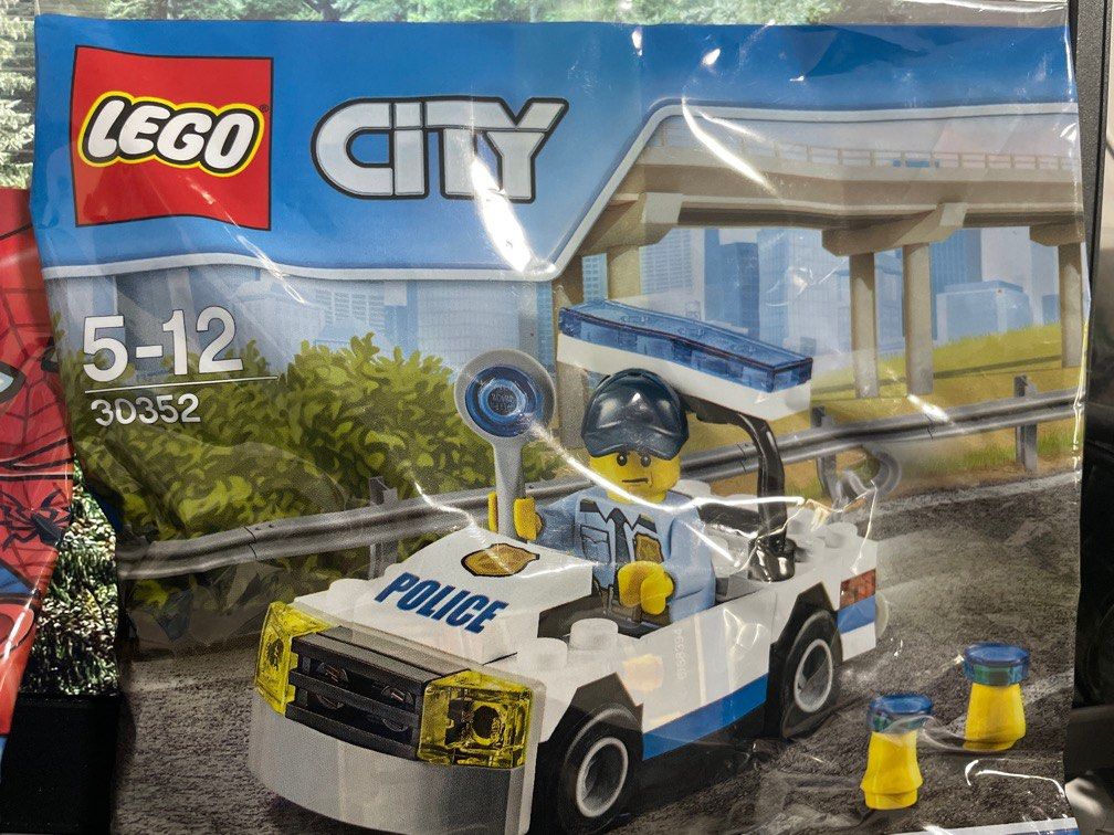 LEGO city poly bag police, Hobbies & Toys, Toys & Games on Carousell