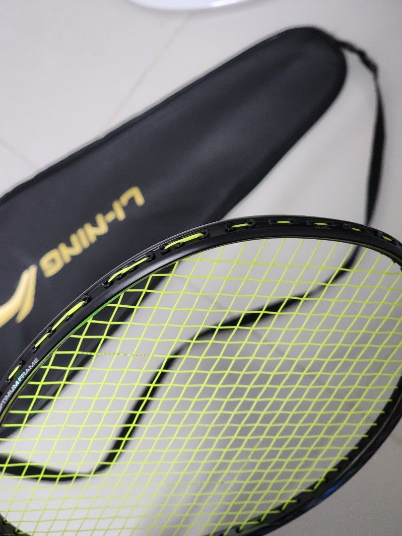 Lining calibar 900c, Sports Equipment, Sports & Games, Racket & Ball ...