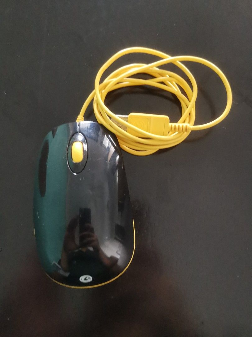 Logitech Usb Mouse Computers And Tech Parts And Accessories Mouse And Mousepads On Carousell